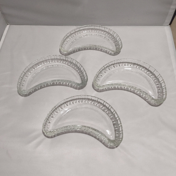 Kitchen | Vintage Moon Shaped Dishes | Poshmark